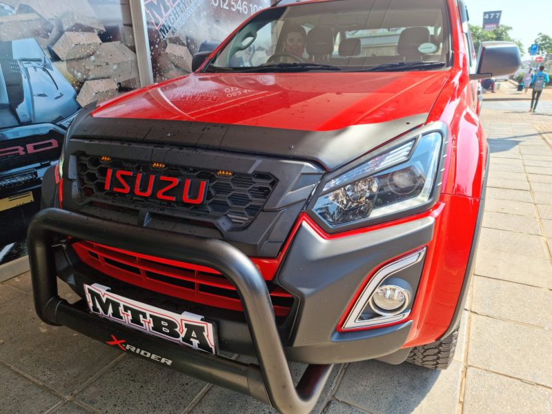 Spoiler with red line – suitable for Isuzu D-Max 2016+ – Mighty Thor ...