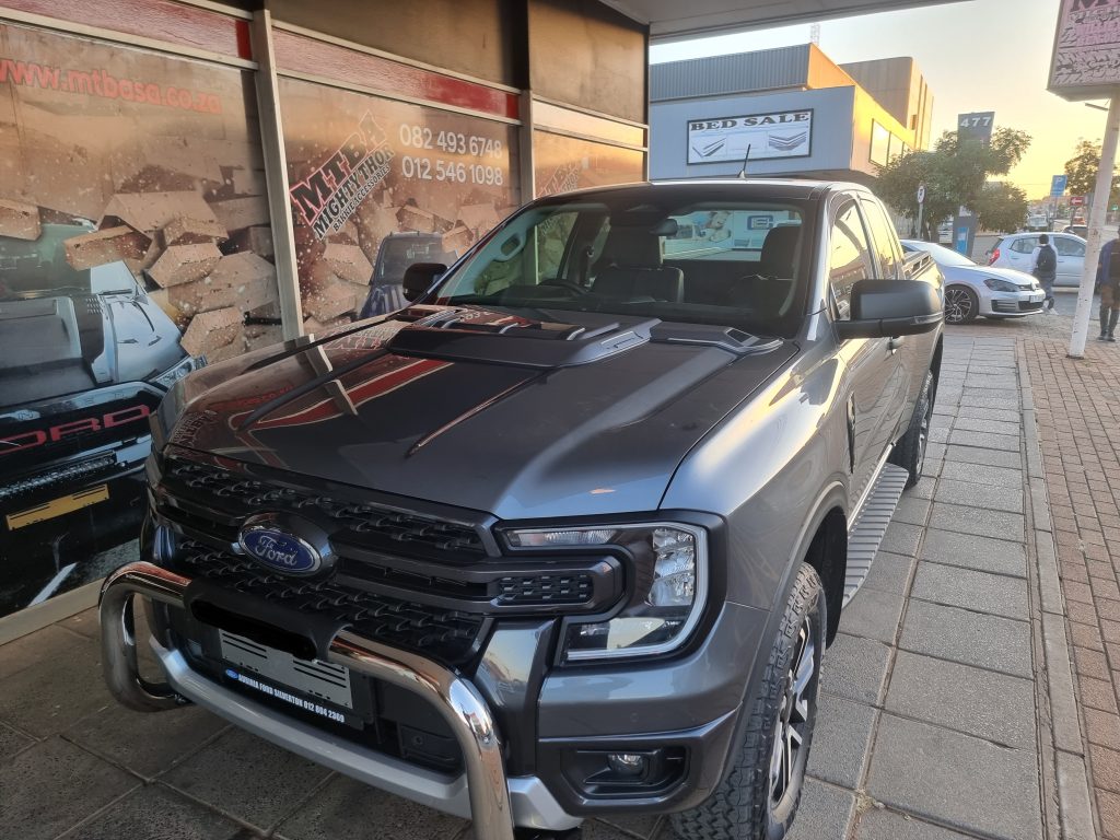 Ford Ranger Next Gen 2023+ Bonnet Scoop – Mighty Thor Bakkie Accessories