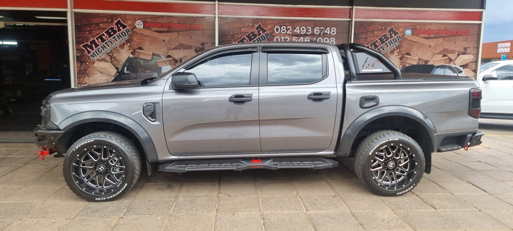 Ford Ranger 2012+ Side Steps (Hamer Shadow) – Mighty Thor Bakkie ...