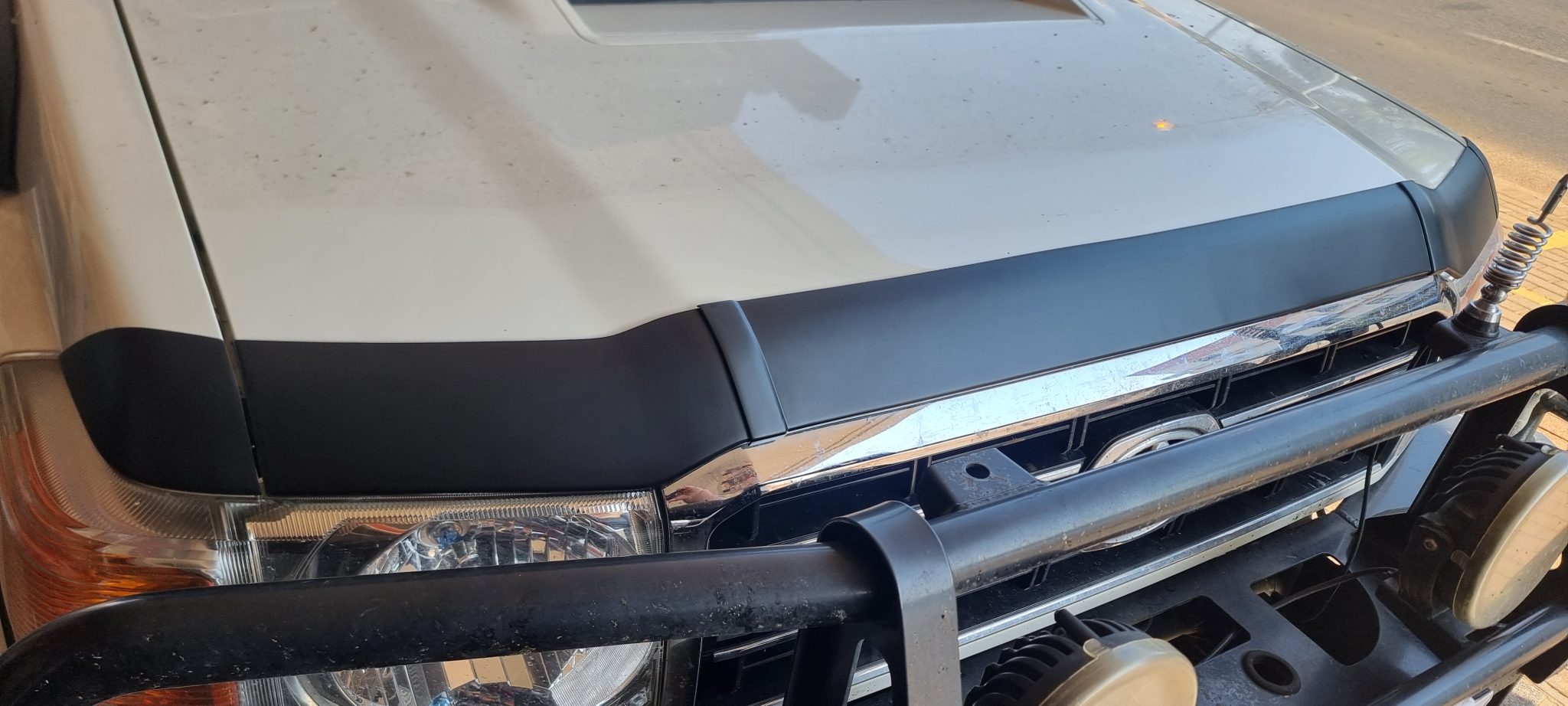 Toyota Land Cruiser 76/79 Series 2007 – 2023 Bonnet Guard (Stick on ...